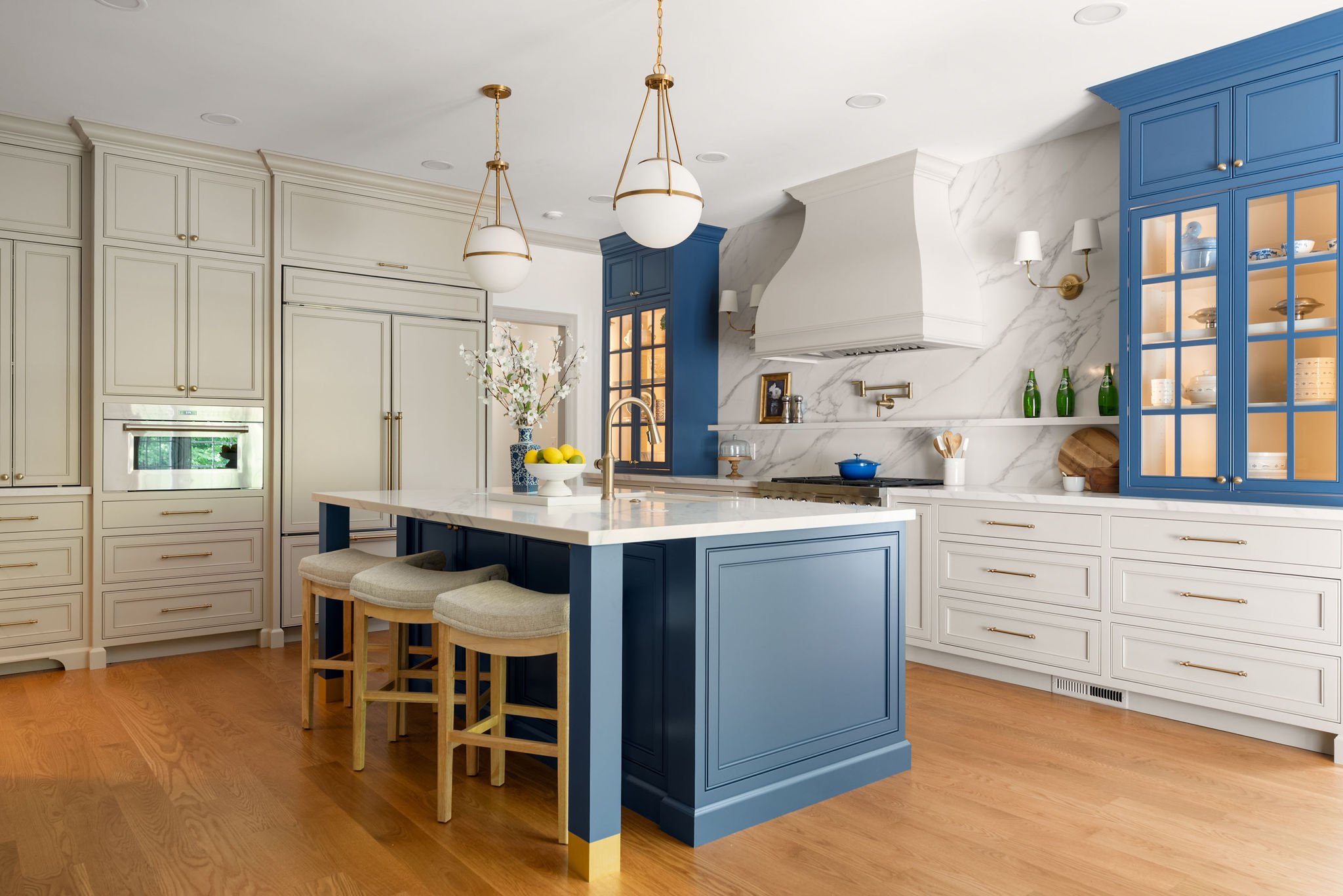 Coastal Transitional Renovation | Payne & Tompkins Design - Renovation